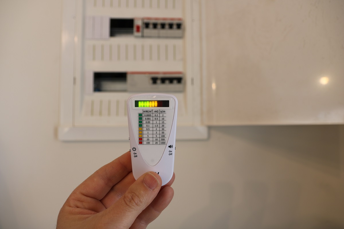 ENV RD10 EMF RF/ELF-M/ELF-E Detector - www.norad4u.com