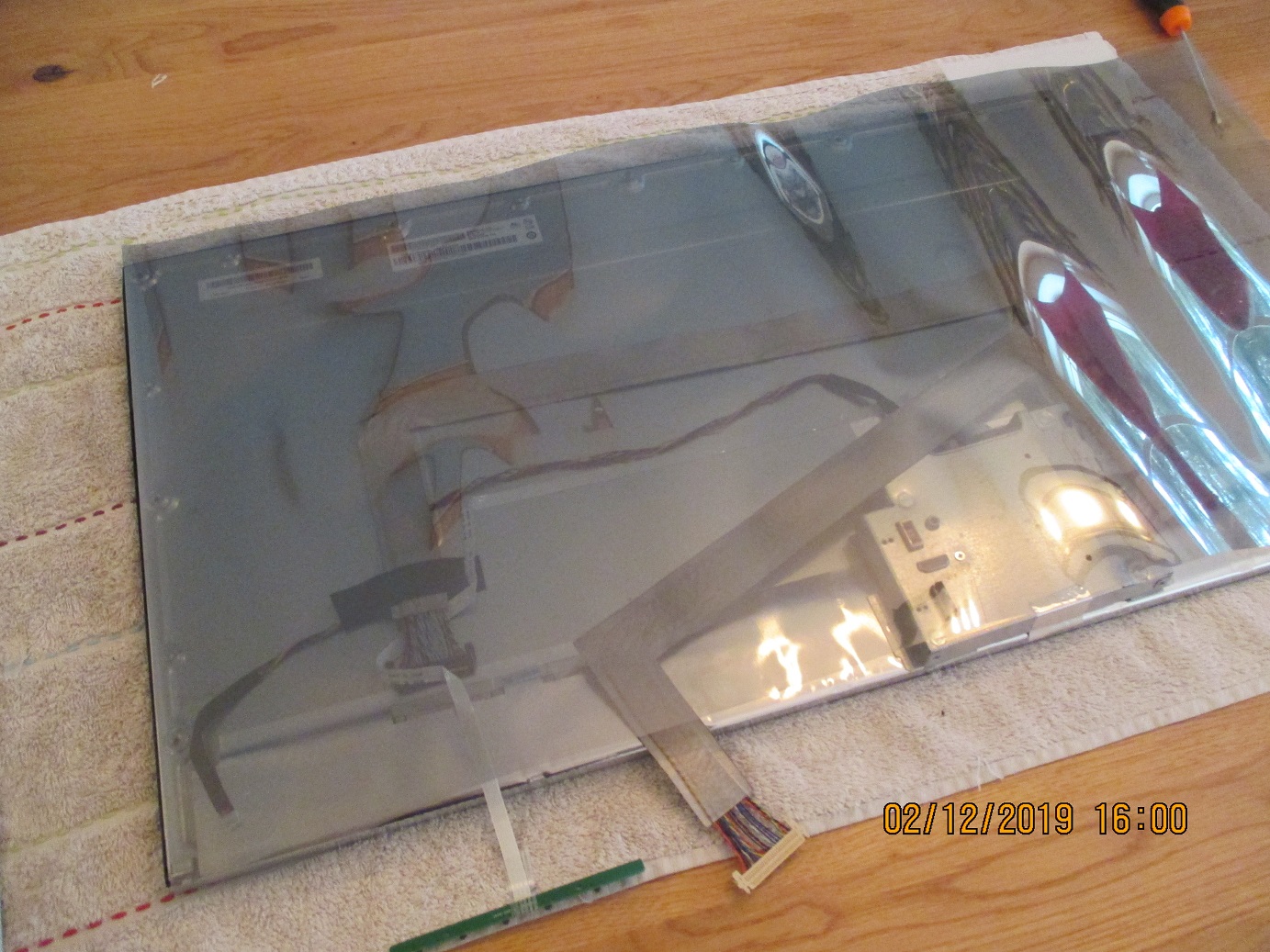 An advanced way to install the LCD\LED Screen EMF protection for EHS ...